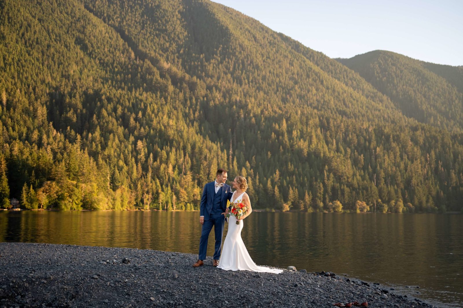 Your Ultimate 2023 Lake Crescent Wedding and Elopement Guide!